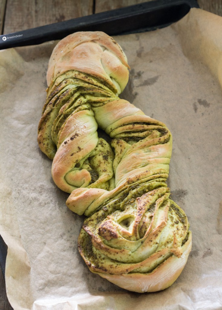 Gedrehtes Pestobrot - Partysnack schnelles Brot für ein Partybuffet