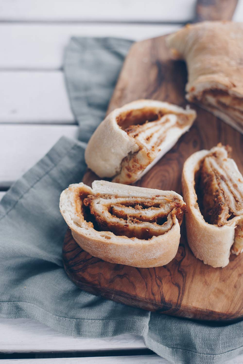 Silvester Buffet Ideen - 15 leckere Fingerfood, Brot und Dip Rezepte