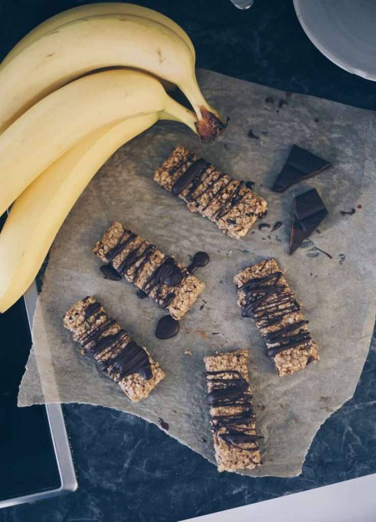 Vegane Bananen-Schoko-Müsliriegel selbermachen - Snack