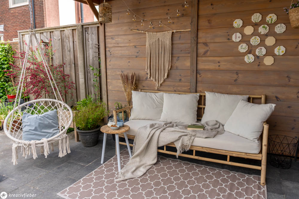 So richtet ihr eine gemütliche Loungeecke im Garten ein - kreativfieber